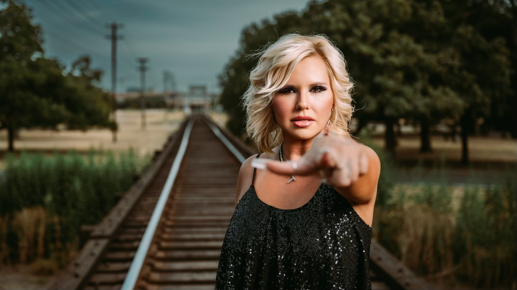 GALLERY – TGIT Tammy